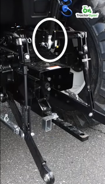 Connect Tractor Implement With Tractor In Correct Way Video | Tractor Gyan